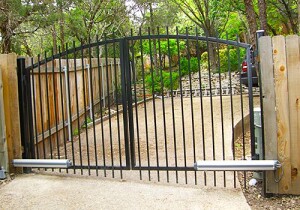 Step-by-Step: The Process of Choosing an Automated Gate | Capitol Fence